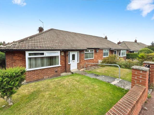 3 bedroom semi detached bungalow for sale