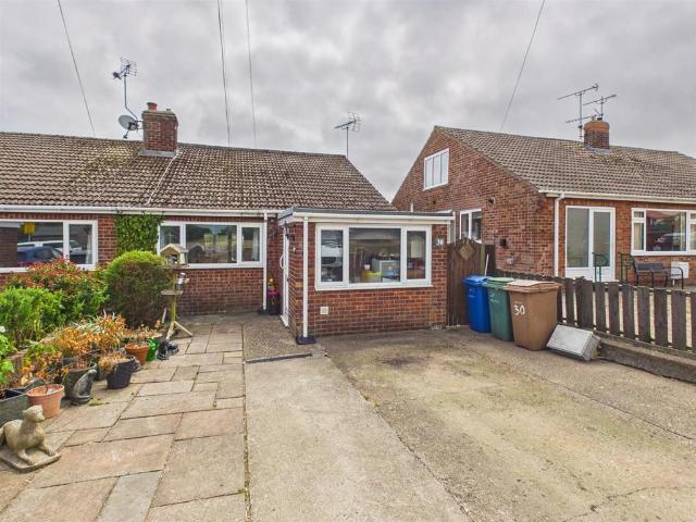 3 bedroom semi detached bungalow for sale