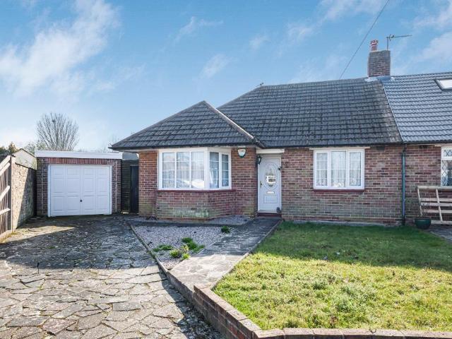 3 bedroom semi detached bungalow for sale
