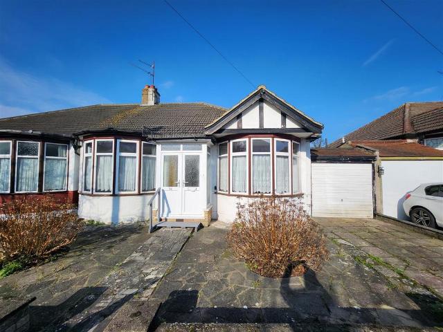 3 bedroom semi detached bungalow for sale