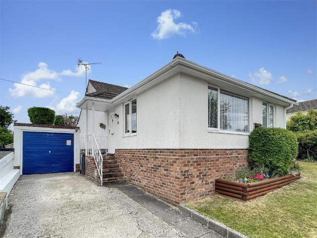 3 bedroom semi detached bungalow for sale