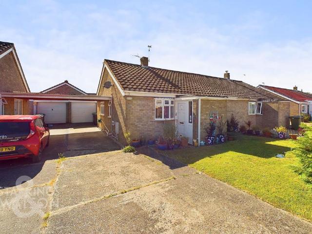 3 bedroom semi detached bungalow for sale