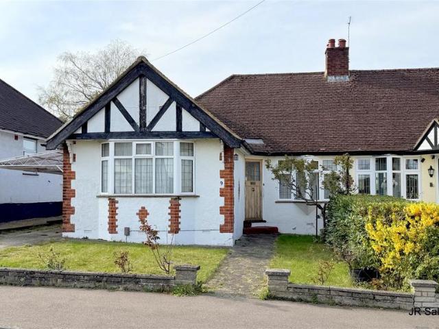 3 bedroom semi detached bungalow for sale