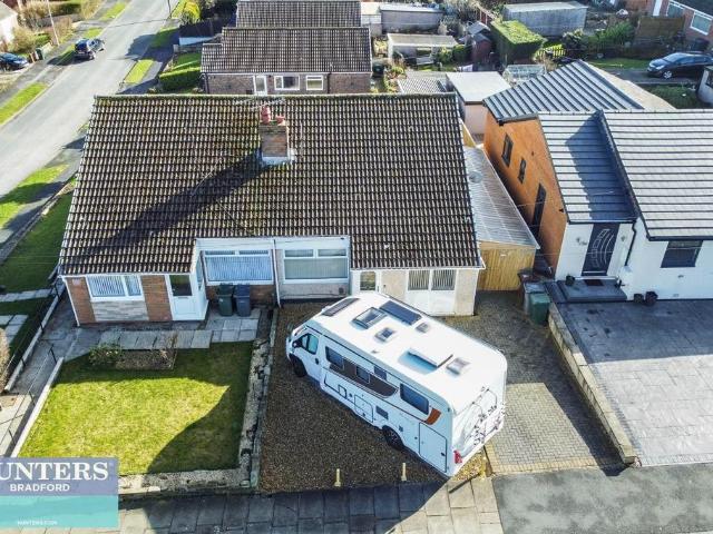 3 bedroom semi detached bungalow for sale