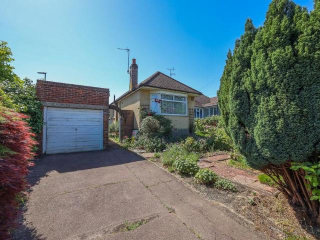 3 bedroom semi detached bungalow for sale