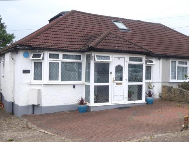 3 bedroom semi detached bungalow for sale
