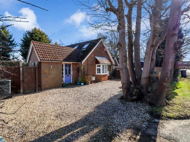 3 bedroom semi detached bungalow for sale