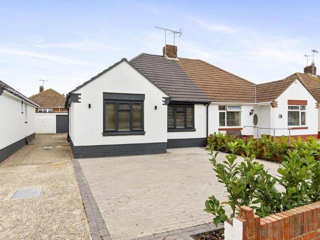 3 bedroom semi detached bungalow for sale