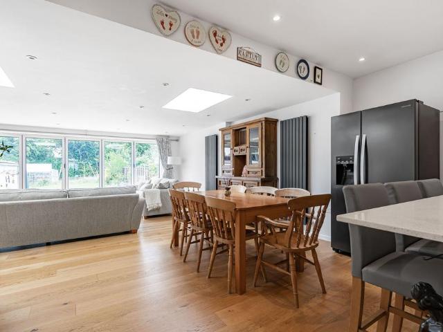 3 bedroom semi detached bungalow for sale
