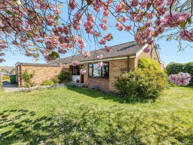 3 bedroom semi detached bungalow for sale