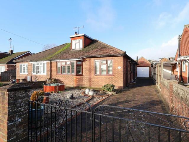 3 bedroom semi detached bungalow for sale