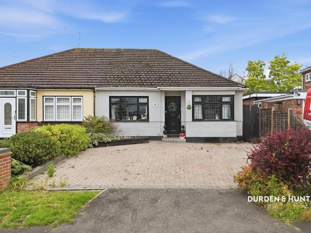 3 bedroom semi detached bungalow for sale