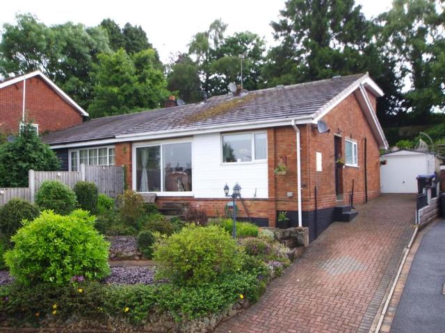3 bedroom semi detached bungalow for sale