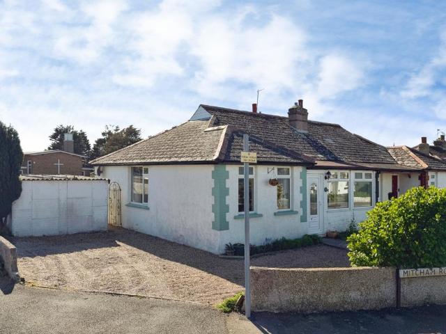 3 bedroom semi detached bungalow for sale