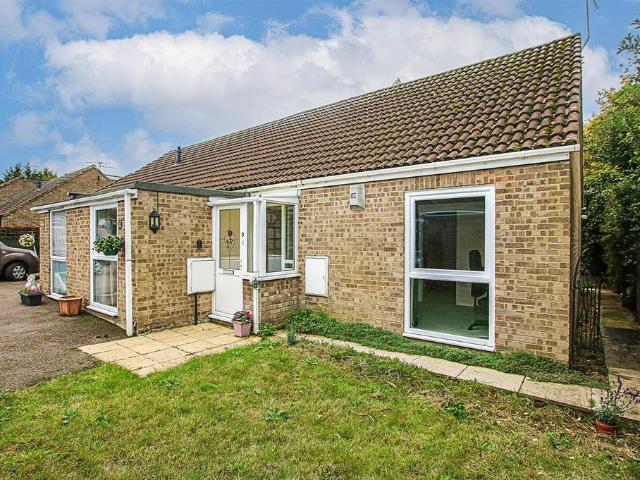 3 bedroom semi detached bungalow for sale