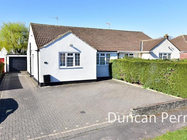 3 bedroom semi detached bungalow for sale