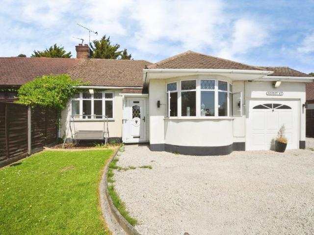 3 bedroom semi detached bungalow for sale