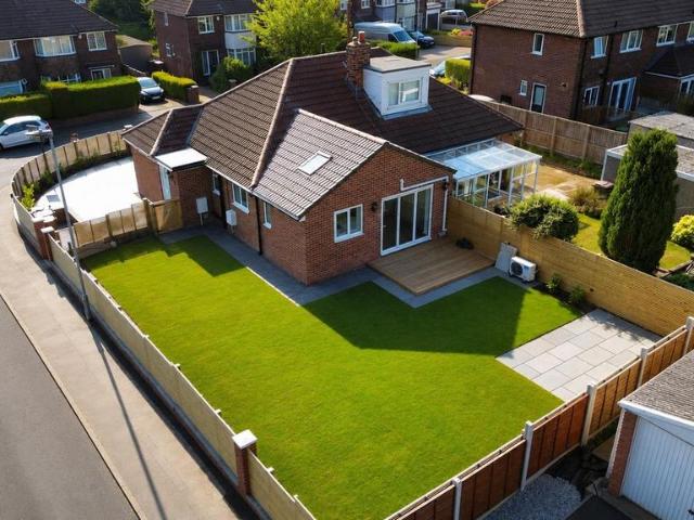 3 bedroom semi detached bungalow for sale