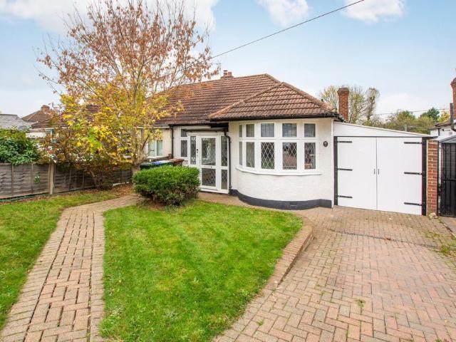 3 bedroom semi detached bungalow for sale