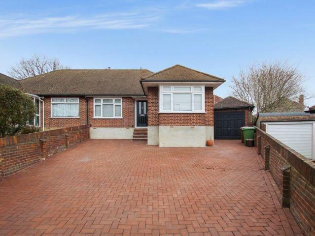 3 bedroom semi detached bungalow for sale