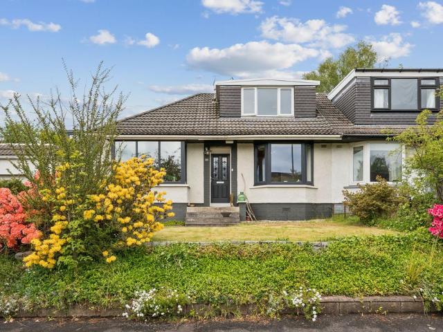 3 bedroom semi detached bungalow for sale