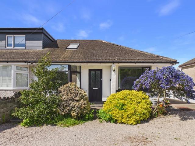 3 bedroom semi detached bungalow for sale