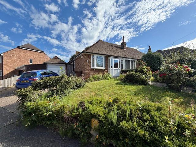 3 bedroom semi detached bungalow for sale
