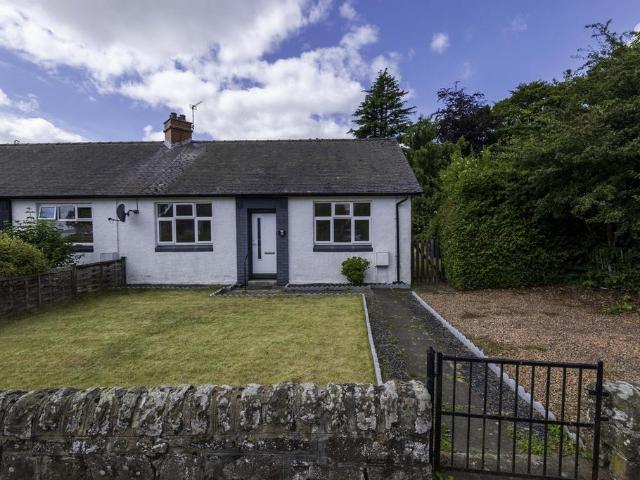 3 bedroom semi detached bungalow for sale