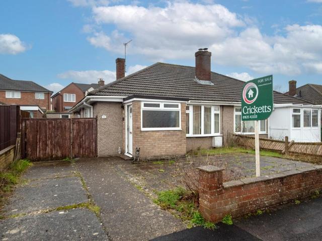 3 bedroom semi detached bungalow for sale