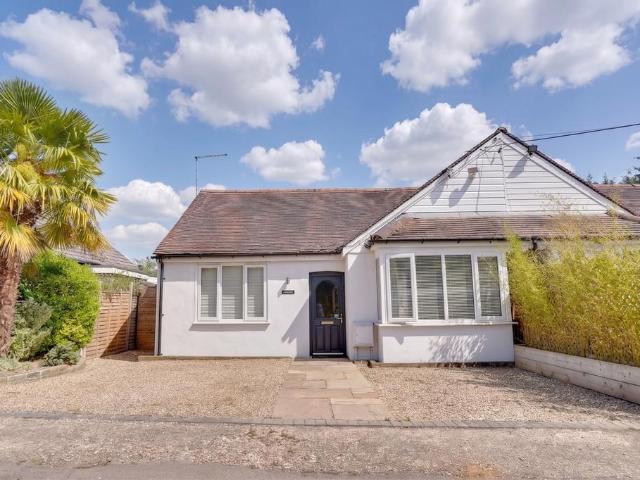 3 bedroom semi detached bungalow for sale