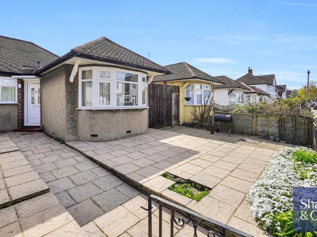 3 bedroom semi detached bungalow for sale