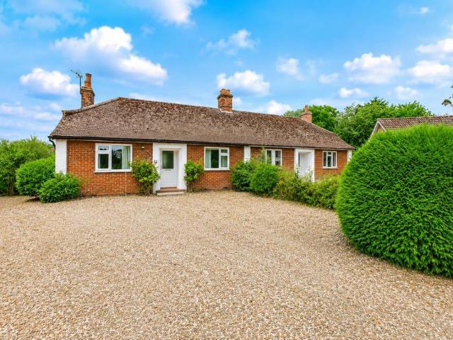 3 bedroom semi detached bungalow for sale