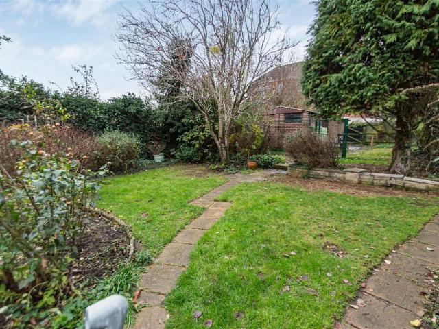 3 bedroom semi detached bungalow for sale