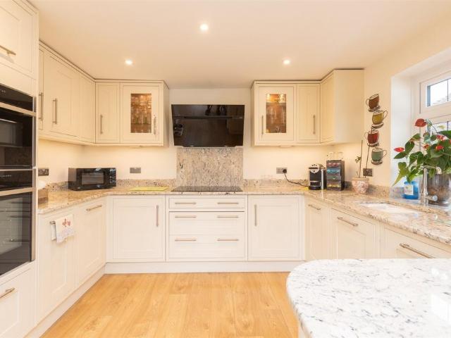 3 bedroom semi detached bungalow for sale