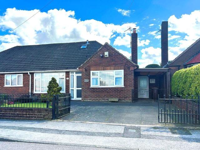 3 bedroom semi detached bungalow for sale