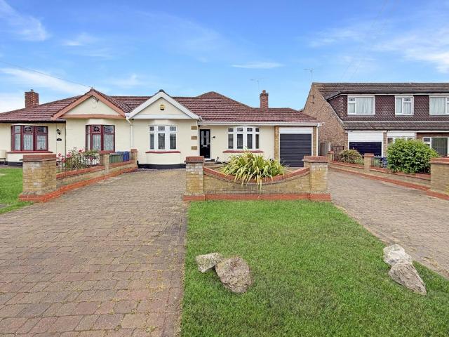 3 bedroom semi detached bungalow for sale