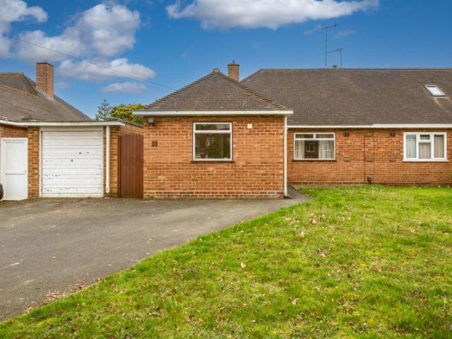 3 bedroom semi detached bungalow for sale