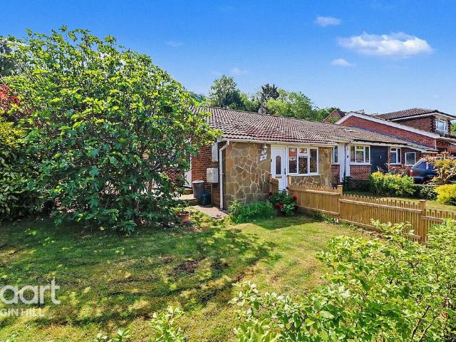 3 bedroom semi detached bungalow for sale