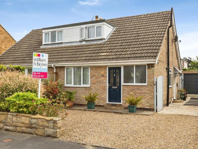 3 bedroom semi detached bungalow for sale