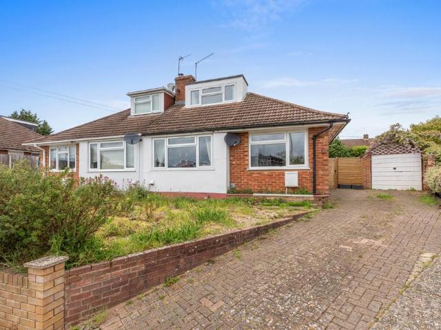 3 bedroom semi detached bungalow for sale