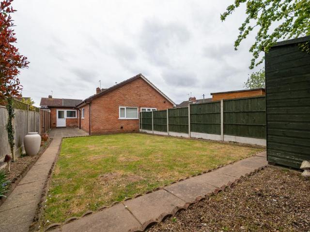 3 bedroom semi detached bungalow for sale
