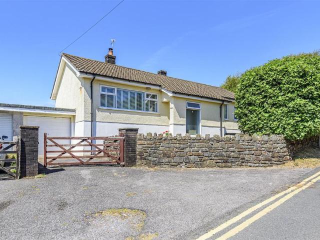 3 bedroom semi detached bungalow for sale