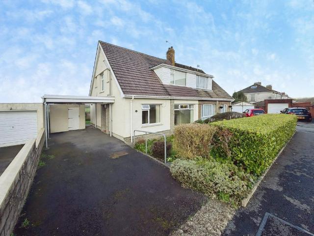 3 bedroom semi detached bungalow for sale