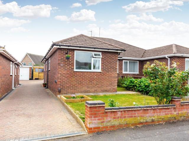 3 bedroom semi detached bungalow for sale