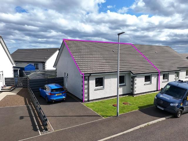3 bedroom semi detached bungalow for sale