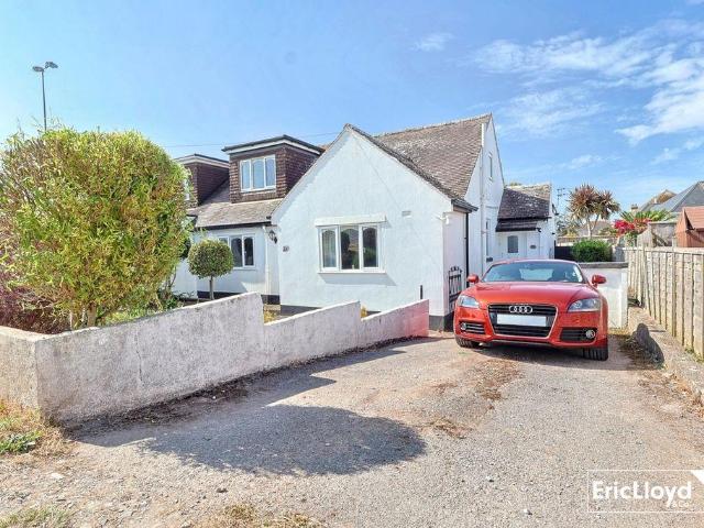 3 bedroom semi detached bungalow for sale