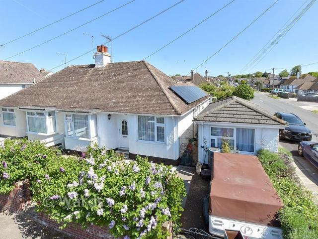 3 bedroom semi detached bungalow for sale