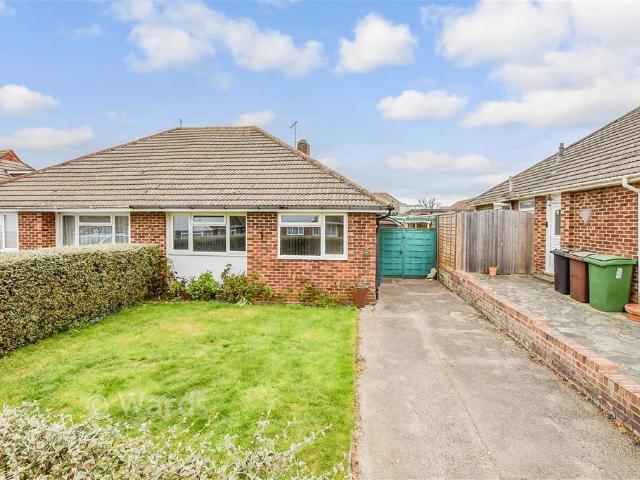 3 bedroom semi detached bungalow for sale
