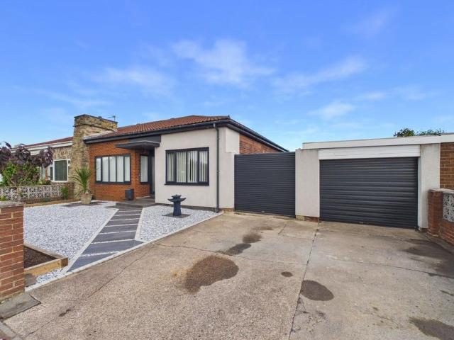 3 bedroom semi detached bungalow for sale