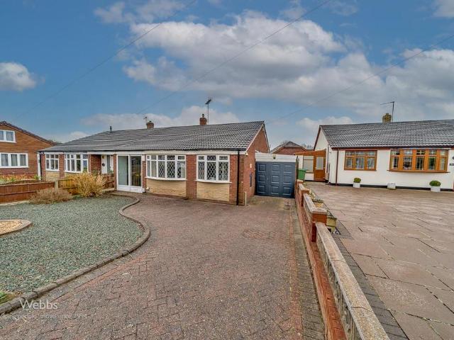 3 bedroom semi detached bungalow for sale